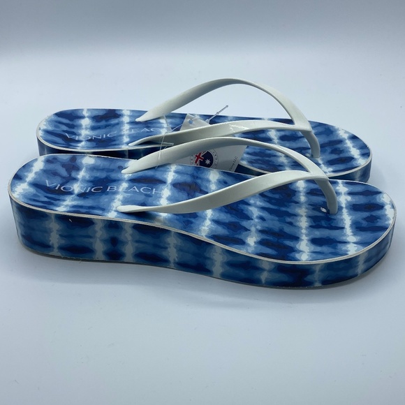 Vionic | Shoes | New Vionic Noosa Beach Flipflop In White Blue | Poshmark